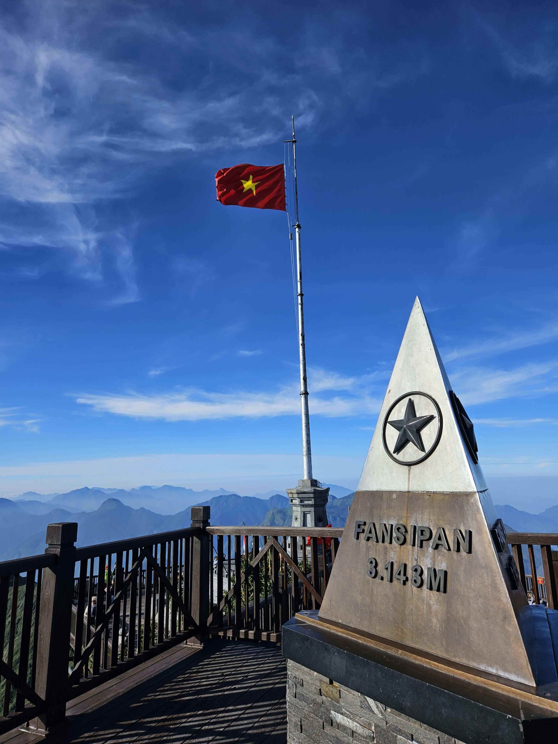 The Complete Fansipan Trekking Handbook: Guide or No Guide? - Explore ...